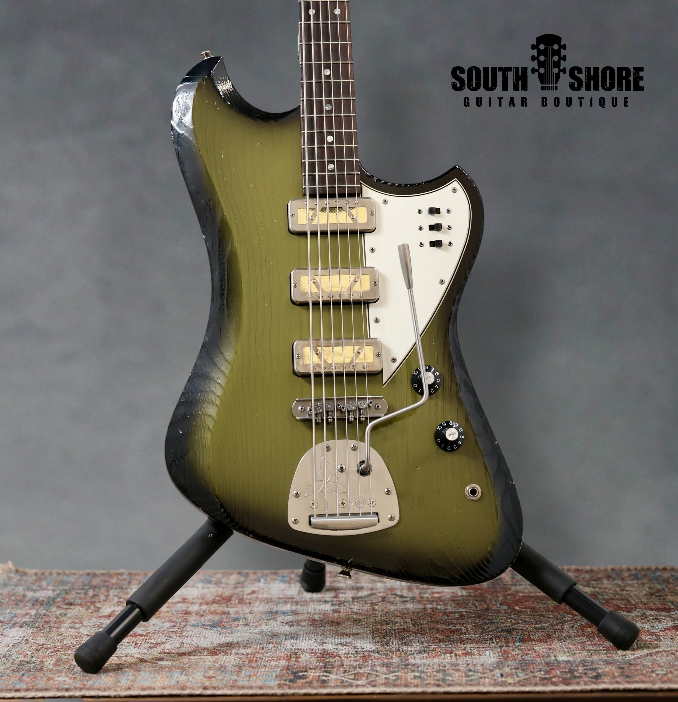 Novo Guitars Voltur B6 Baritone - 2025 - Green Burst. New - (Authorize ...