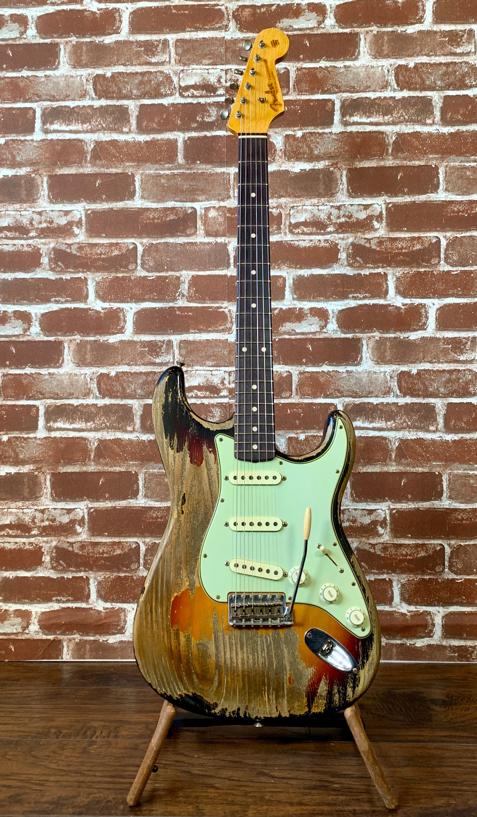 Fender Custom Shop '62 Stratocaster Ultimate Relic Masterbuilt Greg Fe ...